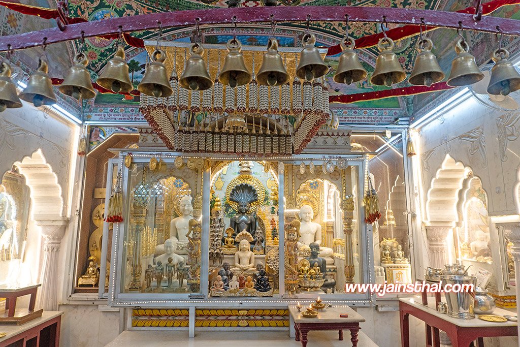 Mahila Samaj Jain Mandir Satghara