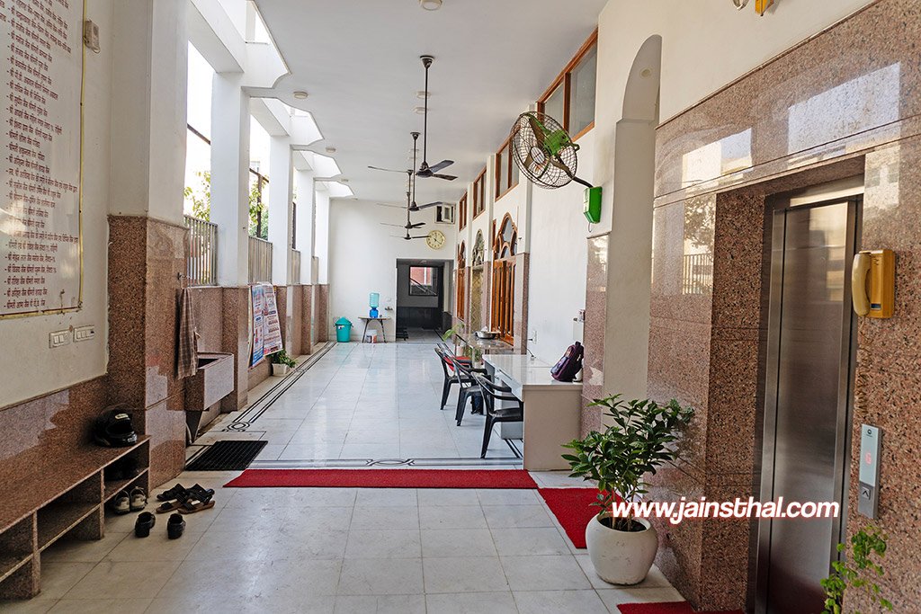 Rohini Sec 16 Jain Mandir